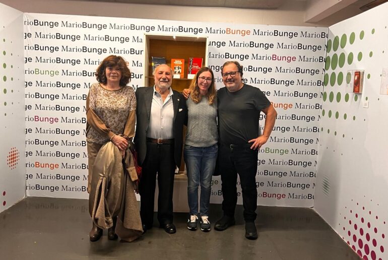 Mario Bunge en la Biblioteca Nacional: ya se puede visitar la muestra ...